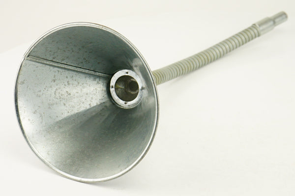EMBUDO FLEXIBLE METALICO 12"