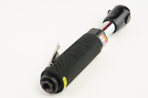 RATCHET NEUMATICO ESPIGA 1/2 PLG CON 7 CUBOS Y EXTENSION